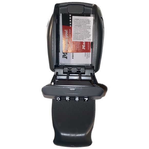 Master Lock | Other | Master Lock Heavy Duty Wall Mount Combination Key ...